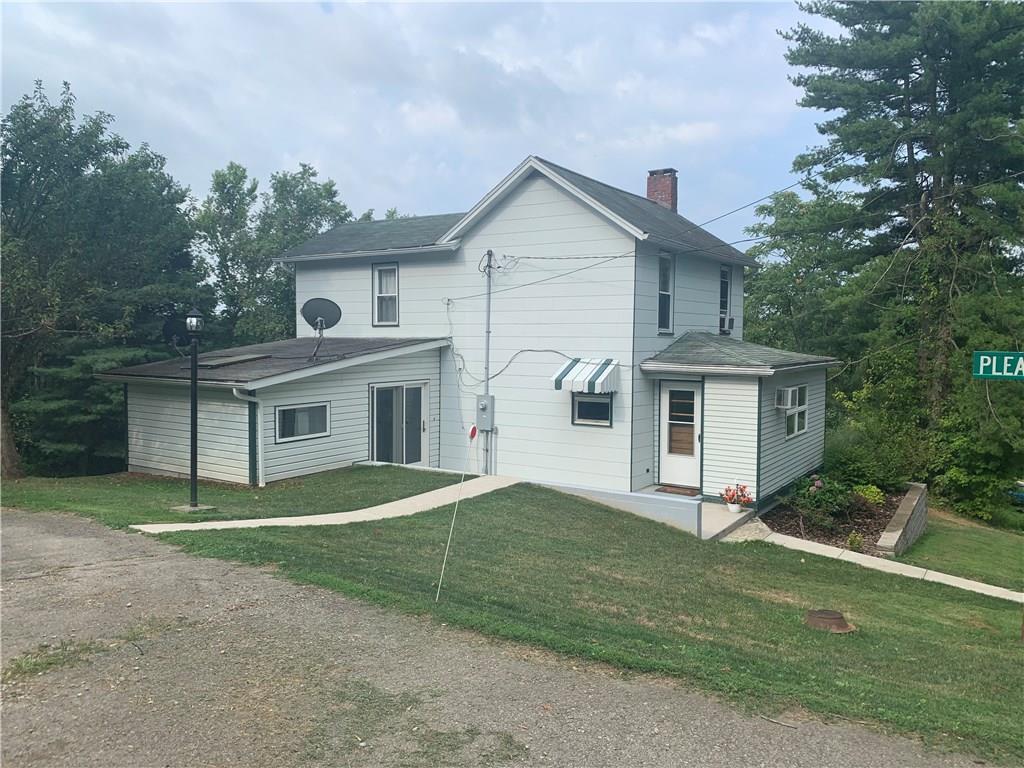 40 South Street, New Geneva, PA 15467 (Sold NYStateMLS Listing #10929264)