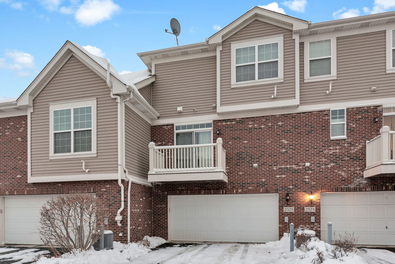 2525 Dunraven Avenue, Naperville, IL 60540 (For Rent NYStateMLS Listing ...