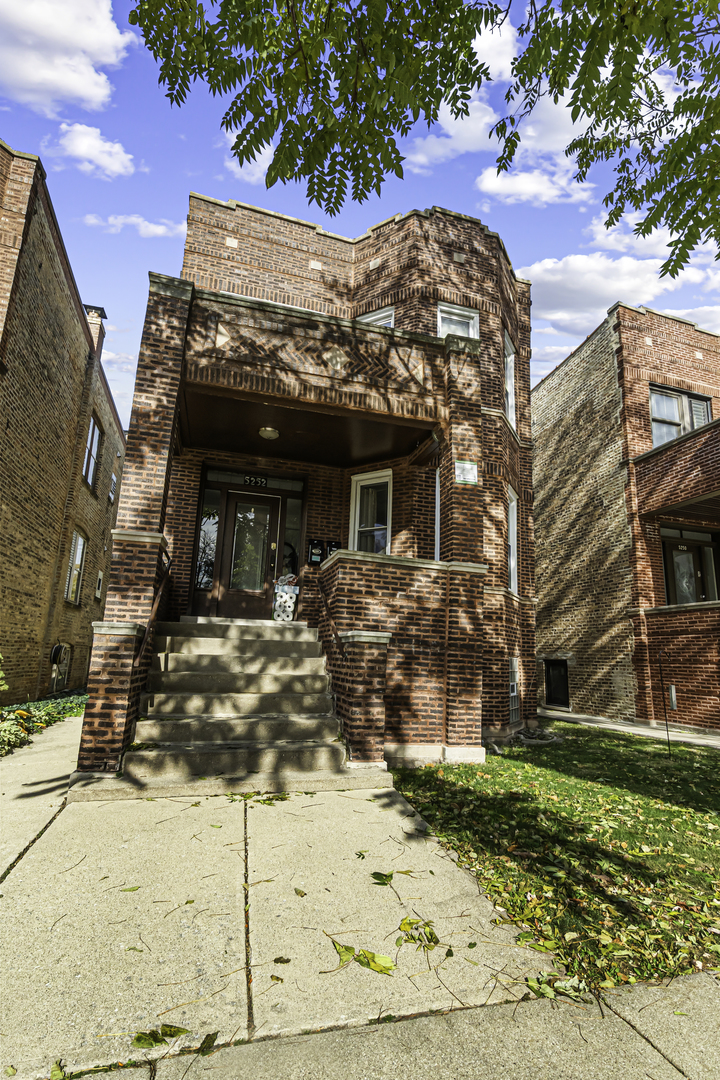 5252 W Grace Street, Chicago, IL 60641 (Off Market NYStateMLS Listing ...