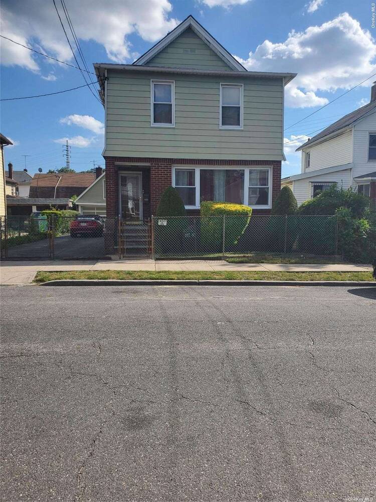 Queens County Springfield Gardens New York (NY) — Real Estate Listings ...