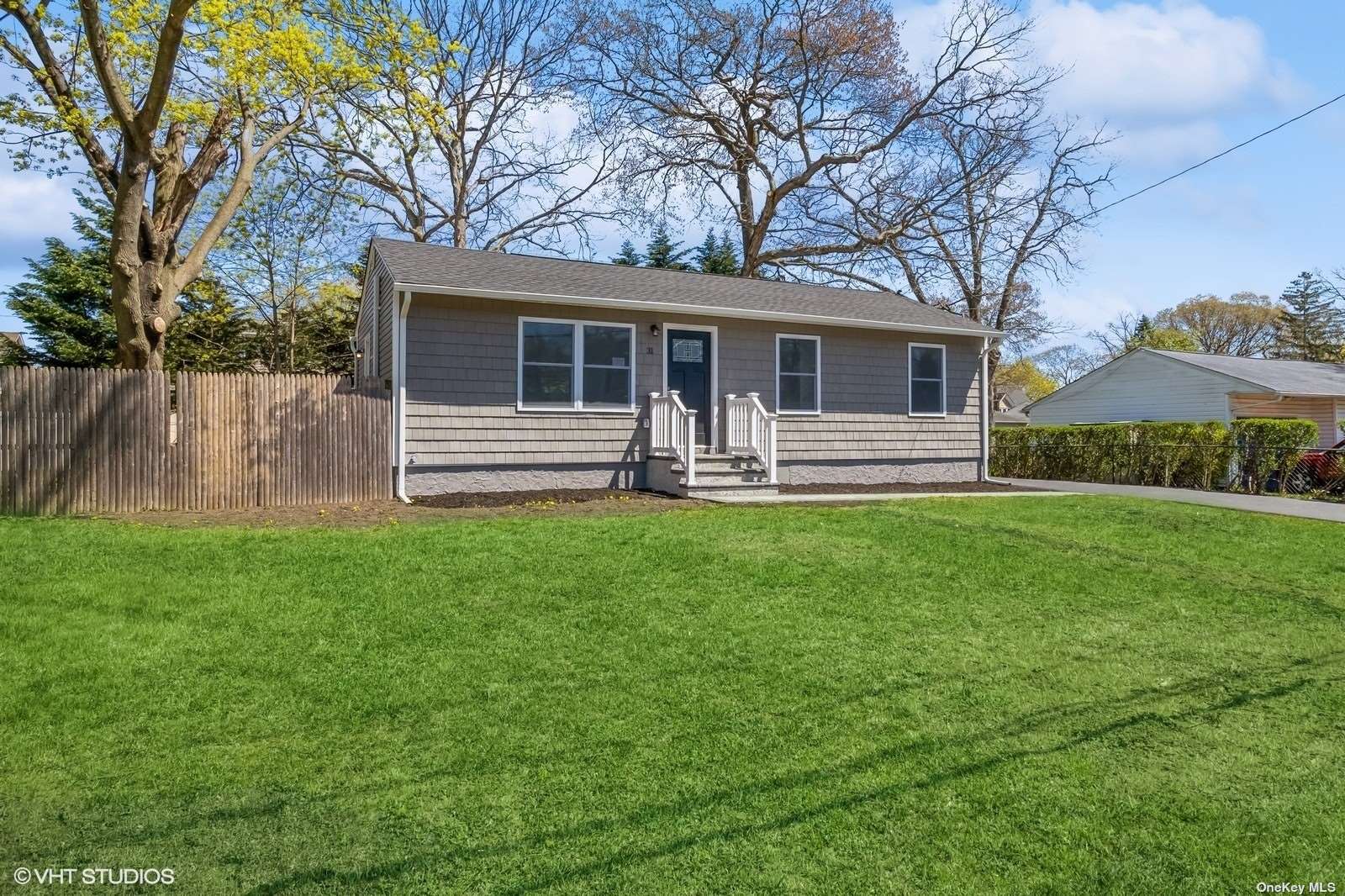 Suffolk County Lake Grove New York (NY) — Real Estate Listings By City